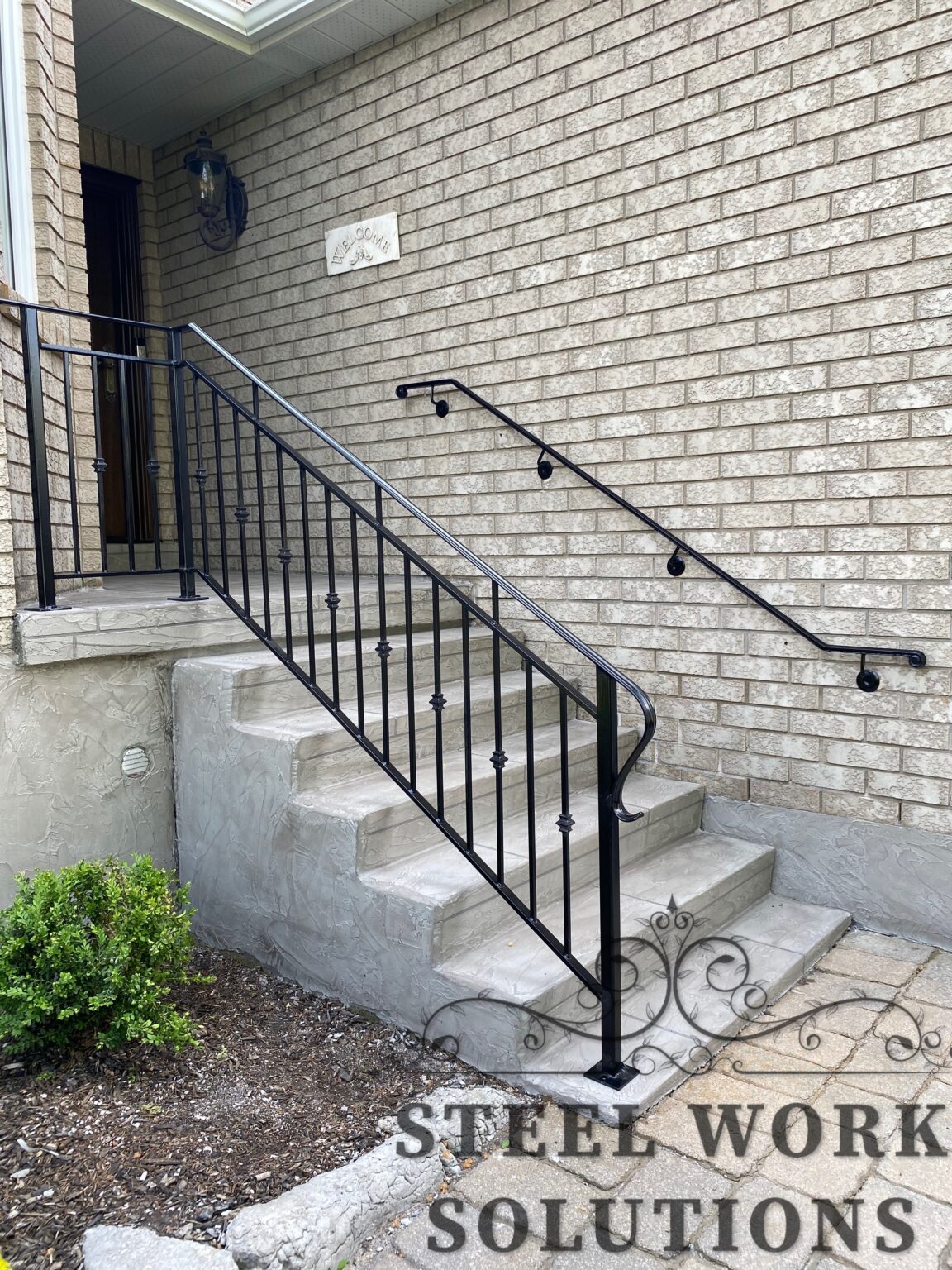 Mastering Metal Railings: Design and Installation Guide 101 - Steel ...