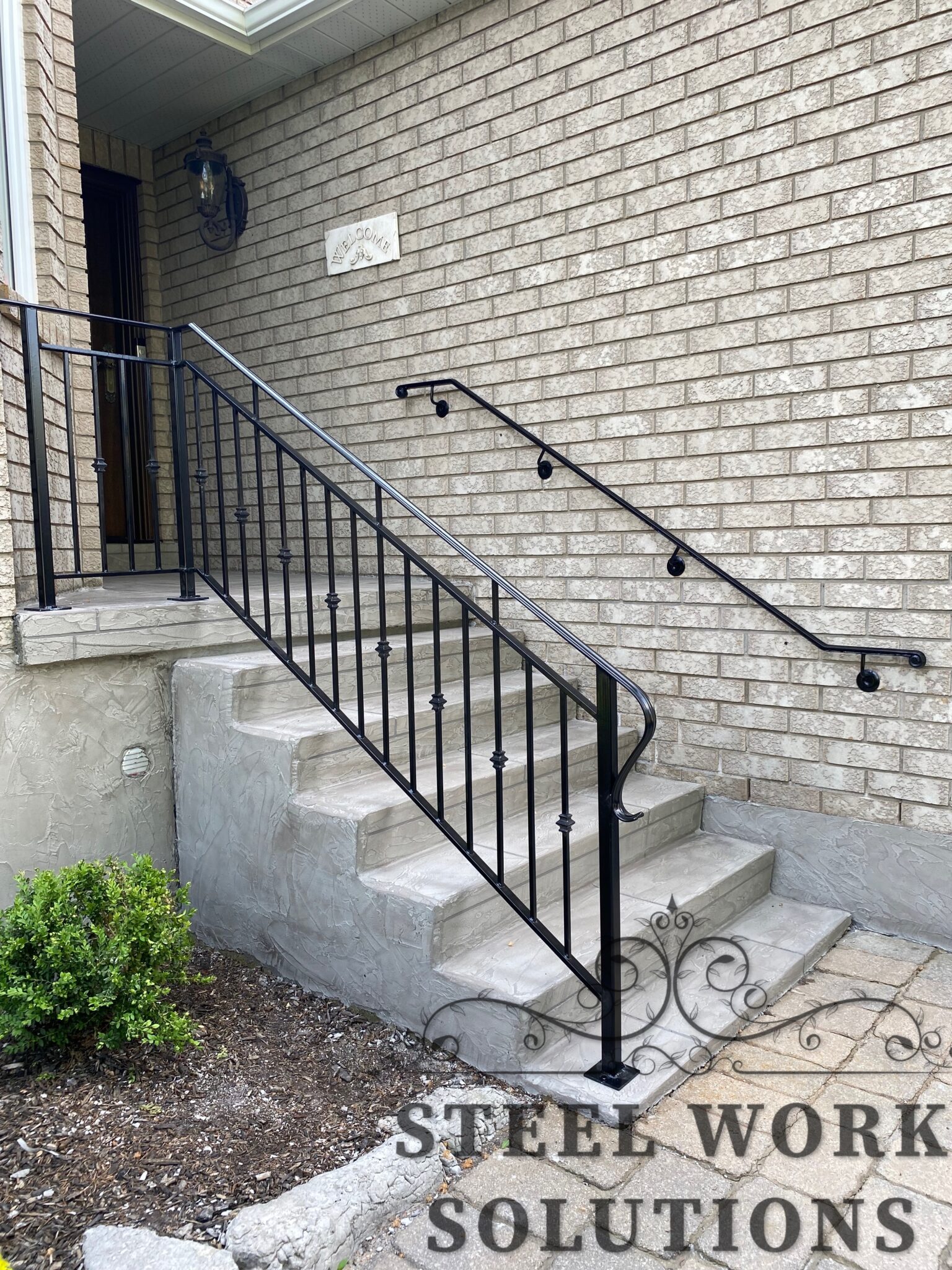 Mastering Metal Railings: Design and Installation Guide 101 - Steel ...